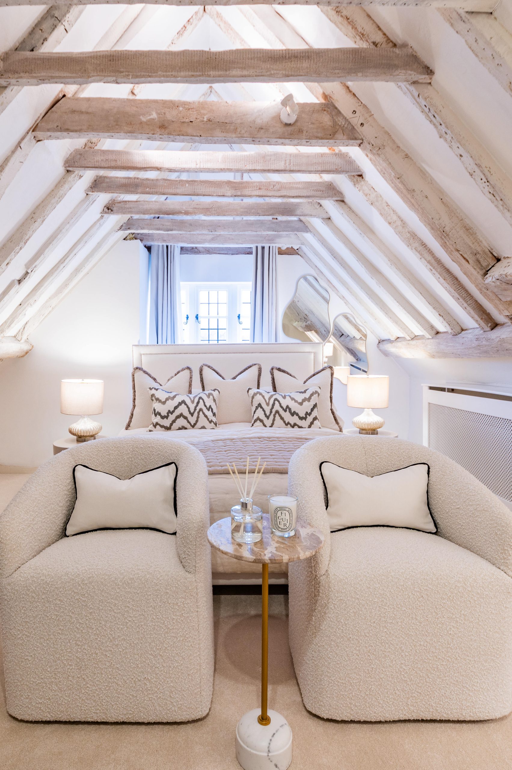 KENT Grade II LISTED COUNTRY HOME | Coco Cuscino